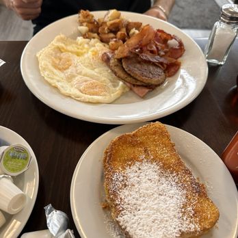 EMLE’S RESTAURANT - Updated April 2025 - 955 Photos & 904 Reviews ...