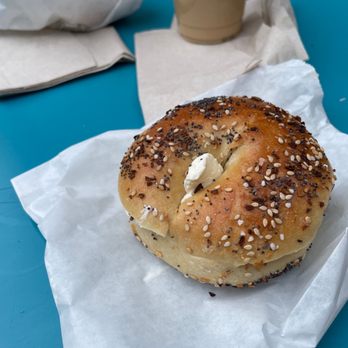 STARSHIP BAGEL - Updated July 2024 - 120 Photos & 95 Reviews - 1520 Elm ...