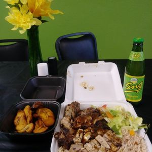 Elaine’s Kitchen - Takeout & Delivery - 201 Photos & 235 Reviews ...