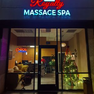 ROYAL FOOT MASSAGE - 24 Photos & 99 Reviews - Reflexology - 2240 Royal ...