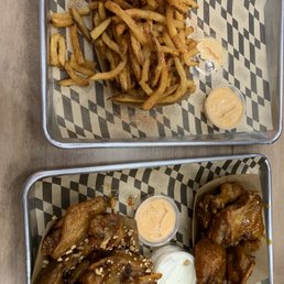 BRD - Updated November 2025 - 125 Photos & 130 Reviews - 1104 S Charles ...