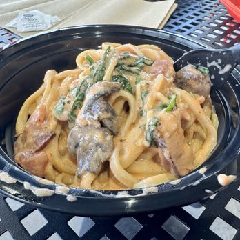 WOW SPAGHETTI - Updated October 2025 - 572 Photos & 335 Reviews - 7852 ...