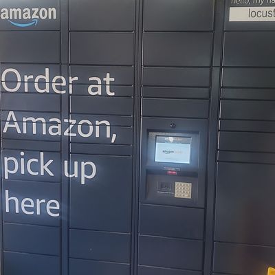 FAMILY HARDWARE - Updated December 2025 - 44 Photos - 1106 Blue Hill ...