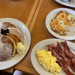 ELMER’S RESTAURANT - 354 Photos & 488 Reviews - 7427 S Hosmer St ...