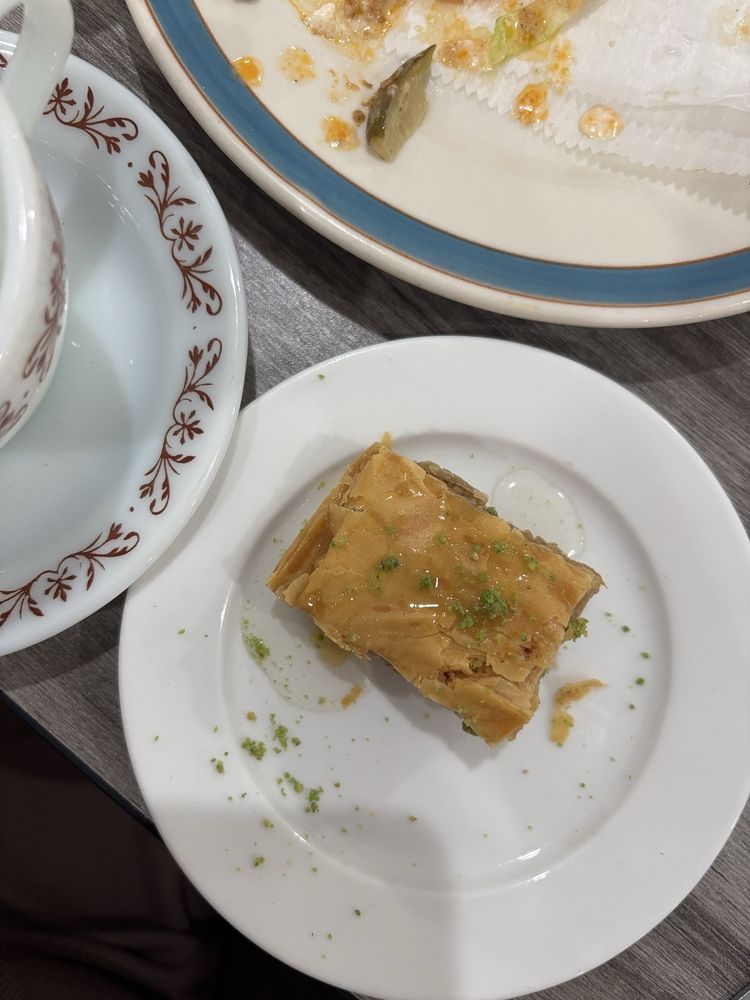 SMALL WORLD KITCHEN - Updated December 2025 - 46 Photos & 25 Reviews ...