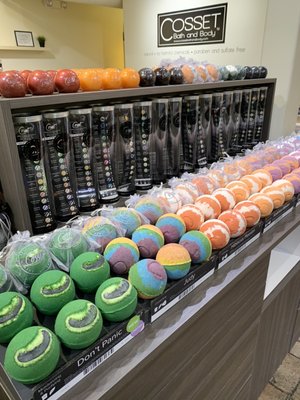 COSSET BATH AND BODY - Updated July 2025 - 15 Photos & 21 Reviews - 600 ...