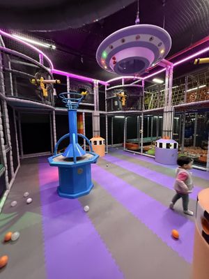 FLYING APPLE - Updated May 2026 - 128 Photos & 21 Reviews - 912 ...
