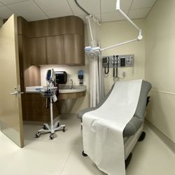 ADVANTAGECARE PHYSICIANS - EAST NEW YORK MEDICAL OFFICE - 18 Photos ...