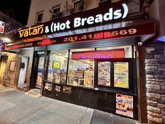 VATAN RESTAURANT - Updated August 2025 - 103 Photos & 139 Reviews - 808 ...