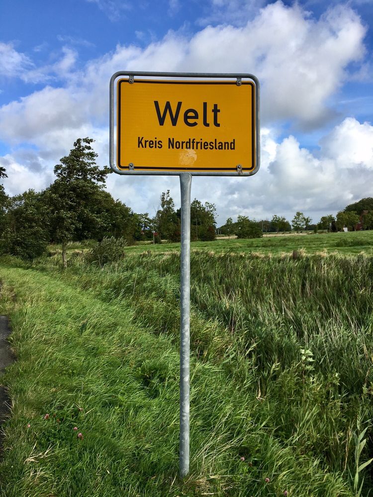 ORTSEINGANGSSCHILD WELT - Welter Straße, Garding, Schleswig-Holstein ...