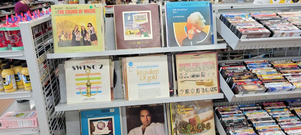 GOODWILL OF ORANGE COUNTY - Updated September 2024 - 22 Photos & 67 ...