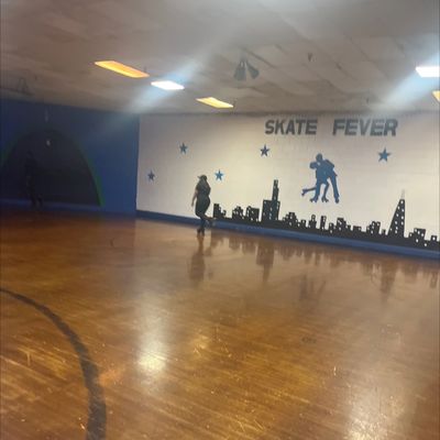 GLENWOOD ROLLER RINK - Updated June 2024 - 12 Photos & 20 Reviews - 656 ...
