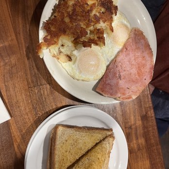 LUMBER INN - Updated April 2025 - 131 Photos & 233 Reviews - 617 Wells ...