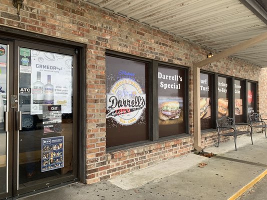 DARRELL’S - Updated December 2025 - 354 Photos & 705 Reviews - 119 W ...