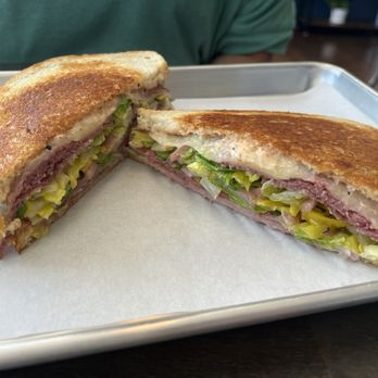 WELL MET CAFÉ - Updated May 2025 - 38 Photos & 27 Reviews - 4100 Shenandoah Ave, Saint Louis ...