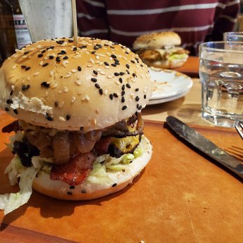 HAMBRGR - Updated October 2025 - 281 Photos & 235 Reviews - 49 King ...