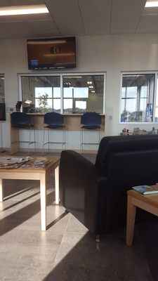 HILLER FORD - Updated December 2025 - 21 Photos & 53 Reviews - 6455 S ...