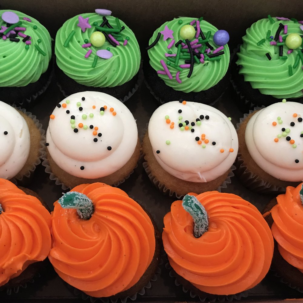 MISSION MINIS - 308 Photos & 533 Reviews - Bakeries - 3168 22nd St, San ...