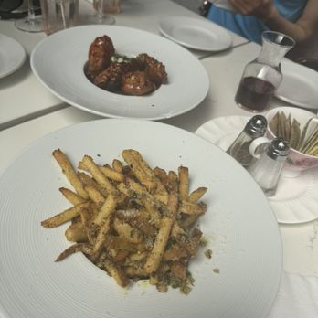 26 BEACH RESTAURANT - Updated September 2024 - 4842 Photos & 3563 ...