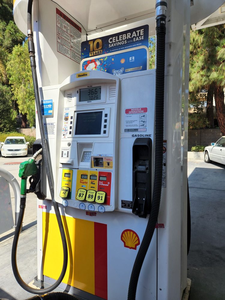 ANAHEIM HILLS SHELL - Updated October 2025 - 38 Photos & 80 Reviews ...