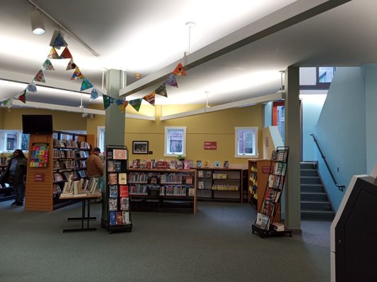 RUSSELL LIBRARY - Updated October 2025 - 45 Photos & 17 Reviews - 123 ...