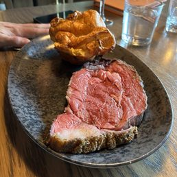 BLUEBIRD - Updated May 2025 - 194 Photos & 98 Reviews - 218 Lynx Street ...