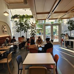 GOOGLE VISITOR EXPERIENCE CAFE - Updated October 2025 - 618 Photos & 98 ...