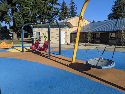 MEADOW CREST PLAYGROUND - Updated October 2025 - 12 Photos - 3000 NE ...