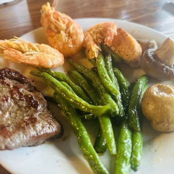 SUPER GOLDEN BUFFET - Updated March 2025 - 136 Photos & 98 Reviews ...