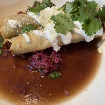 DAI DUE - Updated July 2024 - 1172 Photos & 709 Reviews - 2406 Manor Rd ...