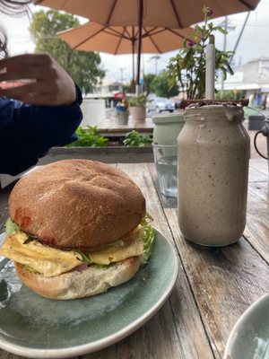 THE AVOCADO HUT - Updated October 2024 - 4/84 Jonson St, Byron Bay New ...