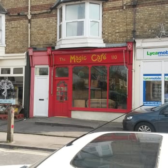 MAGIC CAFE - Updated January 2025 - 10 Reviews - 110 Magdalen Road ...