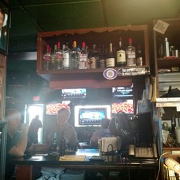 CADDY SHACK - Updated August 2025 - 86 Photos & 233 Reviews - 700 E 3rd ...