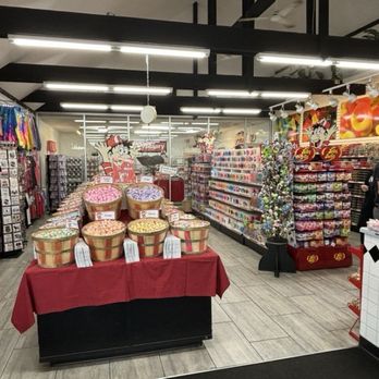REDMON’S CANDY FACTORY - Updated April 2025 - 284 Photos & 120 Reviews ...