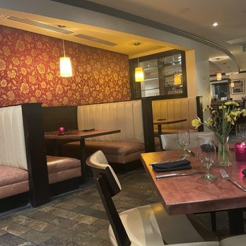 RIS - Updated October 2025 - 424 Photos & 532 Reviews - 2275 L St NW ...