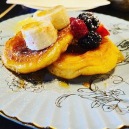 QUEENS BREAKFAST COCKTAILS - 235 Photos & 144 Reviews - 3927 Edmonton ...