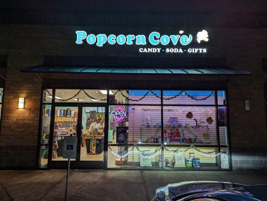 POPCORN COVE - Updated September 2025 - 8720 NE Centerpointe Dr ...