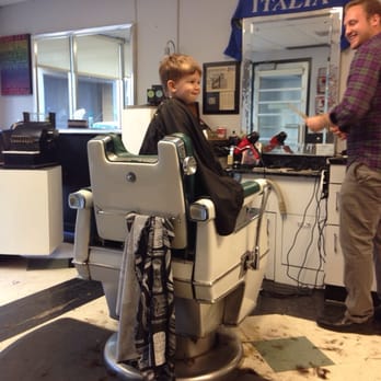 CONSTITUTION PLAZA BARBER SHOP - Updated December 2024 - 28 Photos & 72 ...