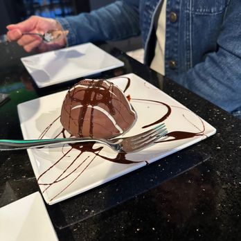 LUNA - Updated April 2025 - 531 S 7th St, Rochelle, Illinois - Burgers ...