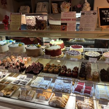 LA BON BAKE SHOPPES - Updated October 2025 - 67 Photos & 73 Reviews ...
