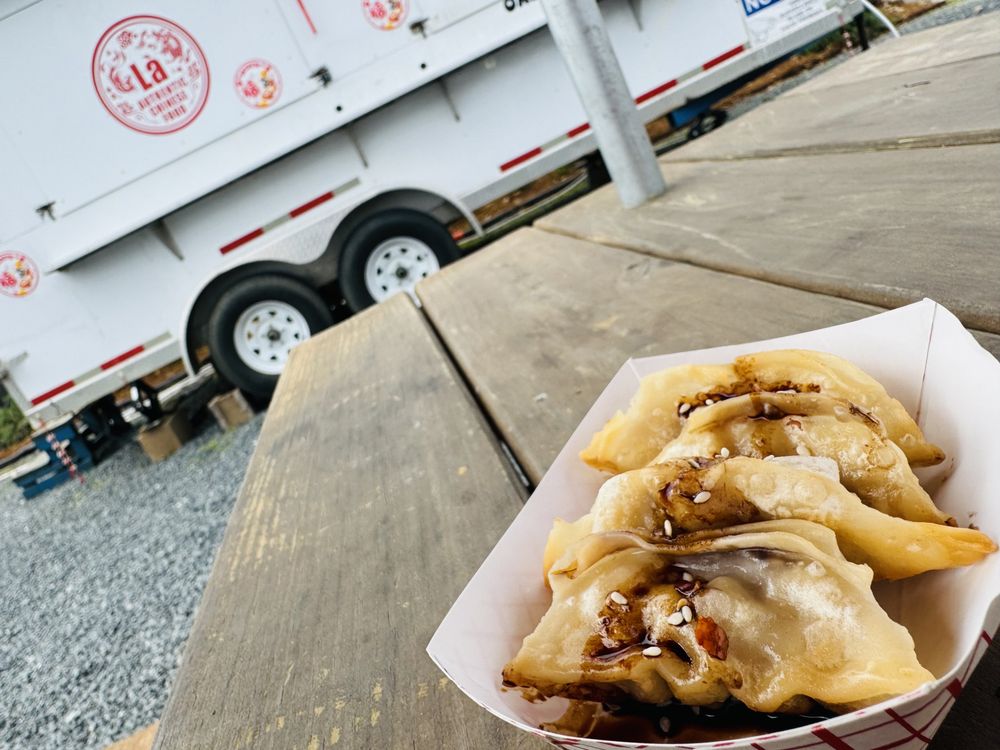 LÀ AUTHENTIC CHINESE FOOD - Updated August 2025 - 93 E Railroad Ave ...