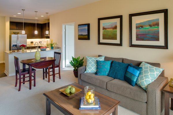 WIND CREST - Updated December 2025 - 73 Photos & 17 Reviews - 3235 Mill ...