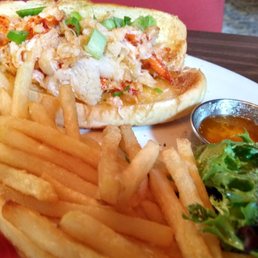 MIDDLE ROAD INN - Updated December 2025 - 64 Photos & 99 Reviews - 1822 ...