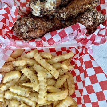 THE POTLUCK - Updated June 2024 - 78 Photos & 120 Reviews - 5700 ...