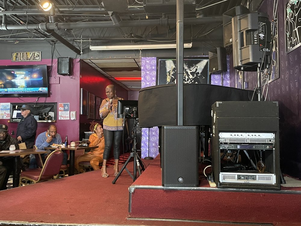 BERT’S WAREHOUSE THEATRE - Updated April 2026 - 12 Photos - 2739 ...
