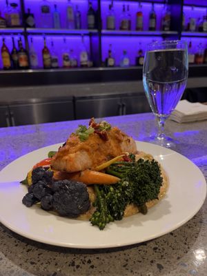 Seattle REFLECTIONS GRILLE RESTAURANT AND LOUNGE - Updated November ...