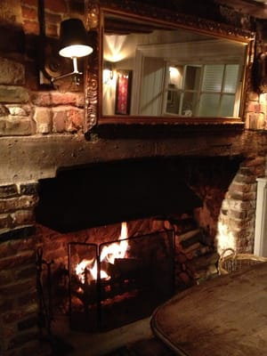 THE LION - Updated May 2025 - 10 Photos - High Street, Farningham, Kent ...