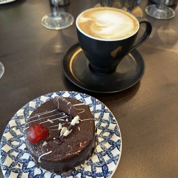 PELLA SIGNATURE - Updated July 2025 - 199 Photos & 131 Reviews - 720 ...