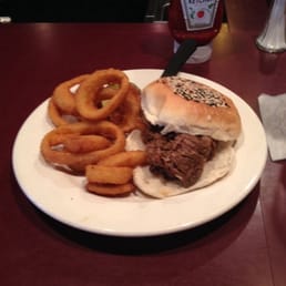 THE COLONY PUB AND GRILLE - Updated April 2025 - 65 Photos & 89 Reviews ...