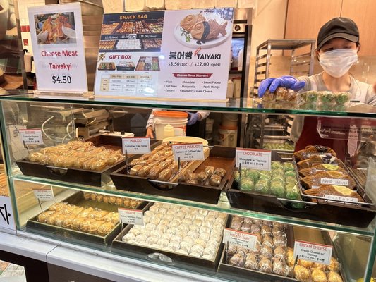 DELI MANJOO - Updated May 2024 - 558 Photos & 185 Reviews - 2825 S ...